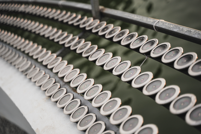 1,520 solar lanterns illuminate night sky and break record | Guinness ...