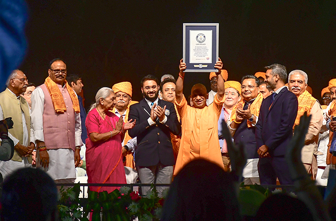 Largest display of oil lamps illuminate Indian city to celebrate Diwali ...