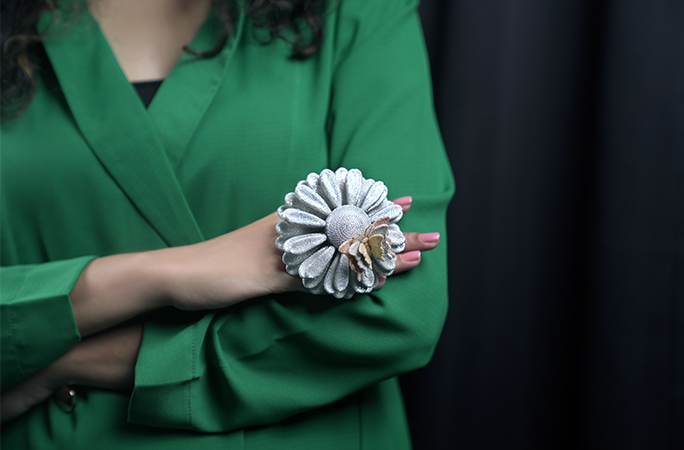 Record-breaking ring is a cut above the rest with over 50,000 diamonds ...