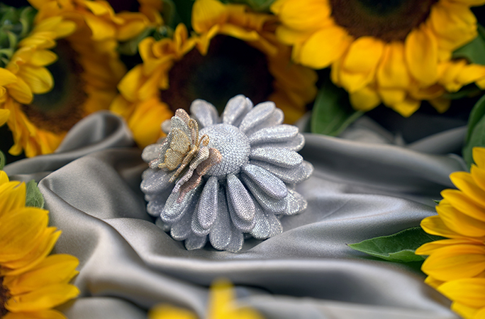 Record-breaking ring is a cut above the rest with over 50,000 diamonds ...