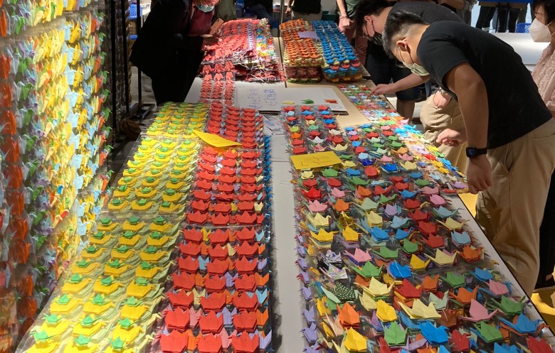 Largest display of origami cranes | Guinness World Records