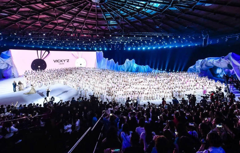 Largest gathering of people dressed as rabbits | Guinness World Records