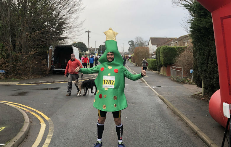 Fastest half marathon dressed as a Christmas tree (male) | Guinness ...
