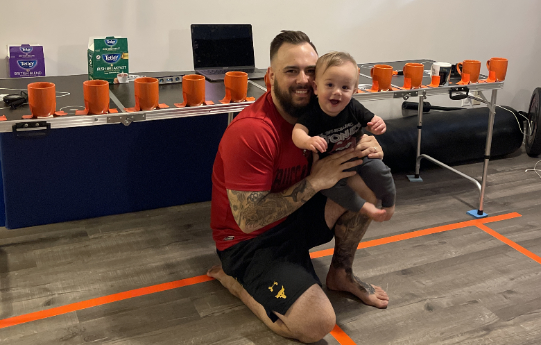 Most tea bags thrown into mugs in 30 seconds | Guinness World Records