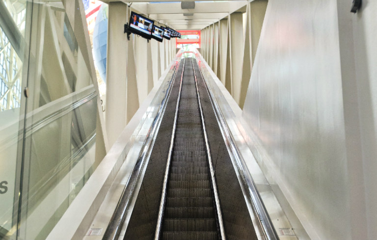 Longest freestanding escalator | Guinness World Records