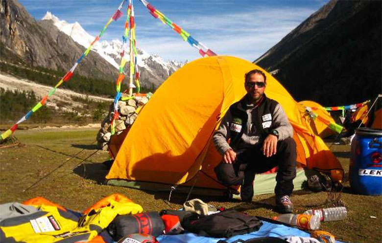 Fastest ascent of Everest and K2 without supplementary oxygen – male ...