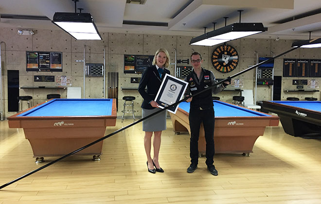 Longest usable pool cue | Guinness World Records