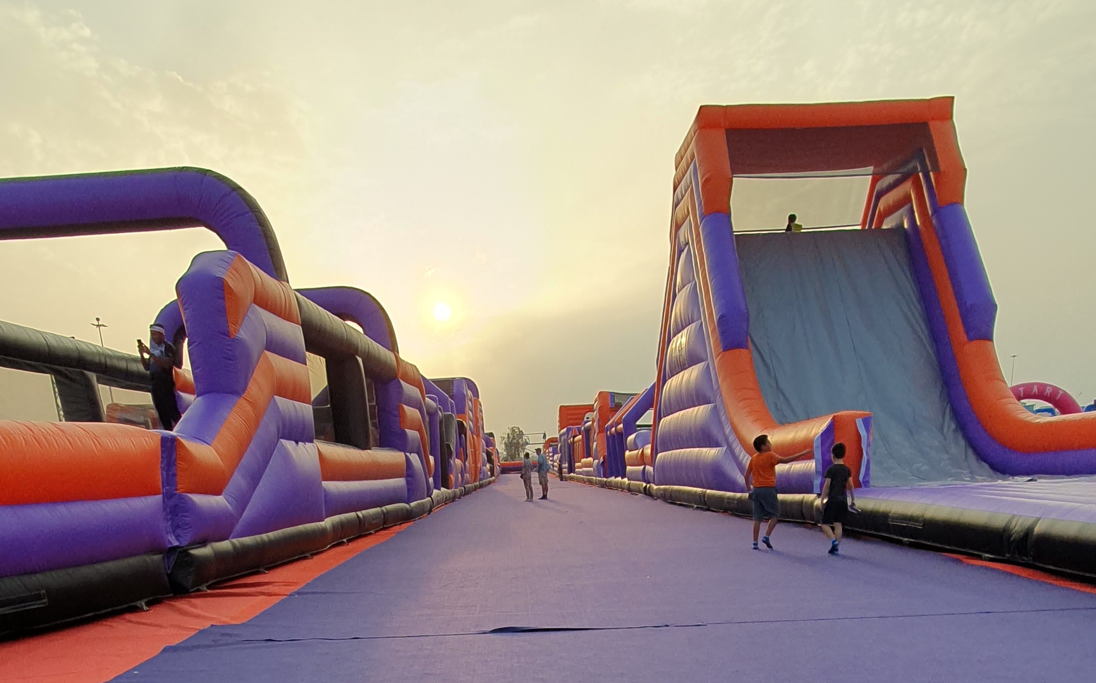 Longest inflatable obstacle course | Guinness World Records
