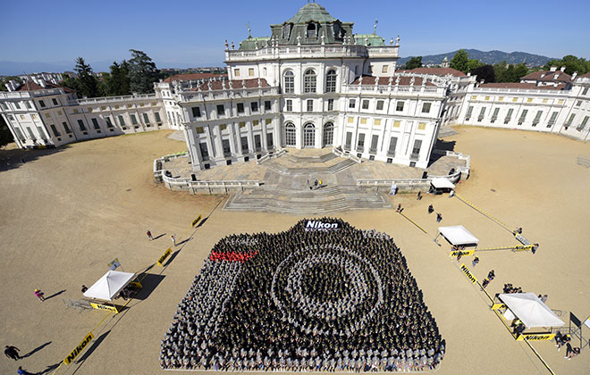 Largest human image of a camera | Guinness World Records