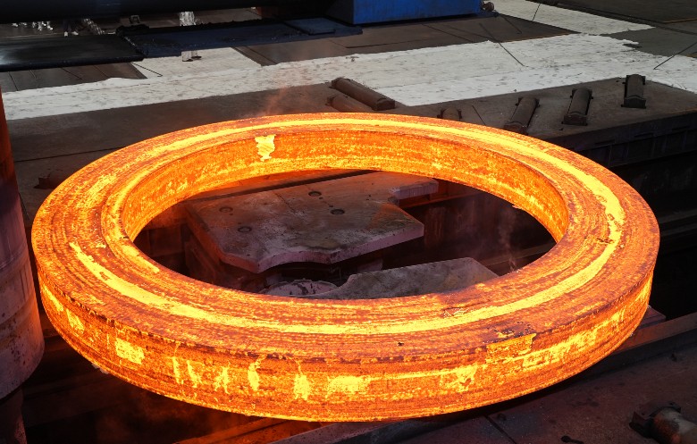 Largest seamless rolled steel ring | Guinness World Records