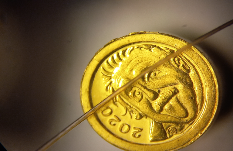 Smallest replica coin | Guinness World Records