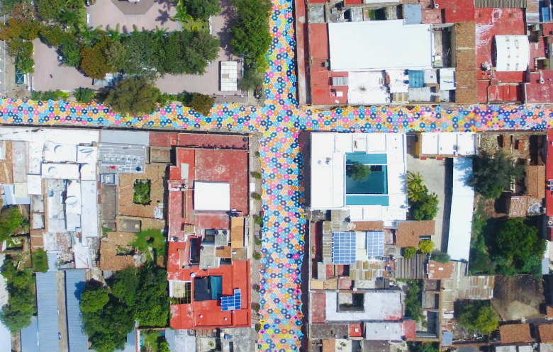 Largest crochet canopy | Guinness World Records