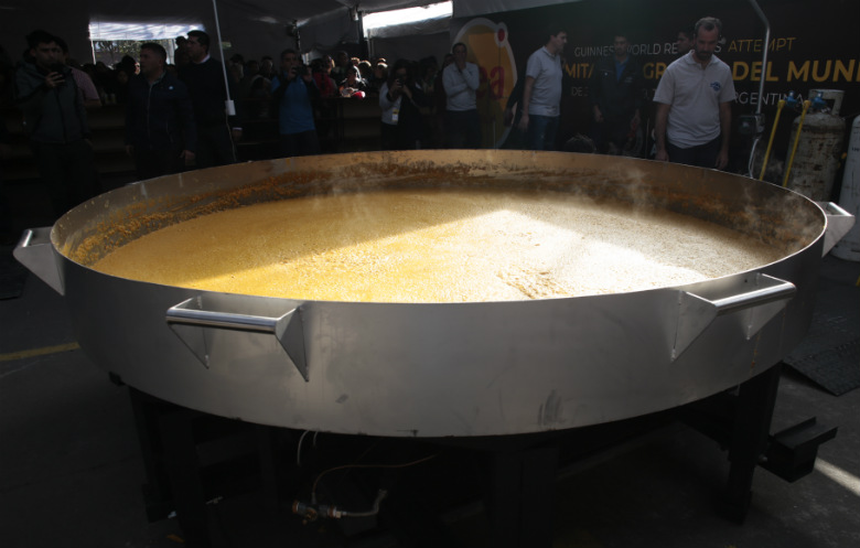 Largest serving of creamed corn | Guinness World Records
