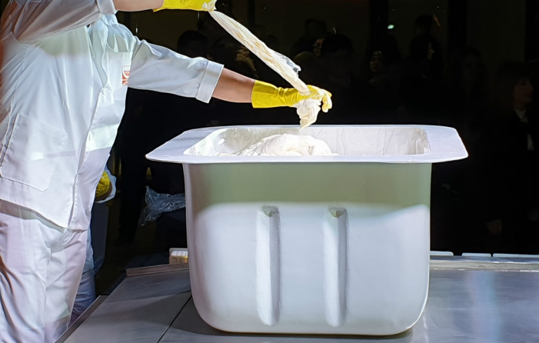 Largest pot of mayonnaise | Guinness World Records