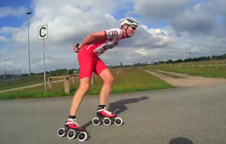 Fastest 100 km on inline skates (rollerblades) | Guinness World Records
