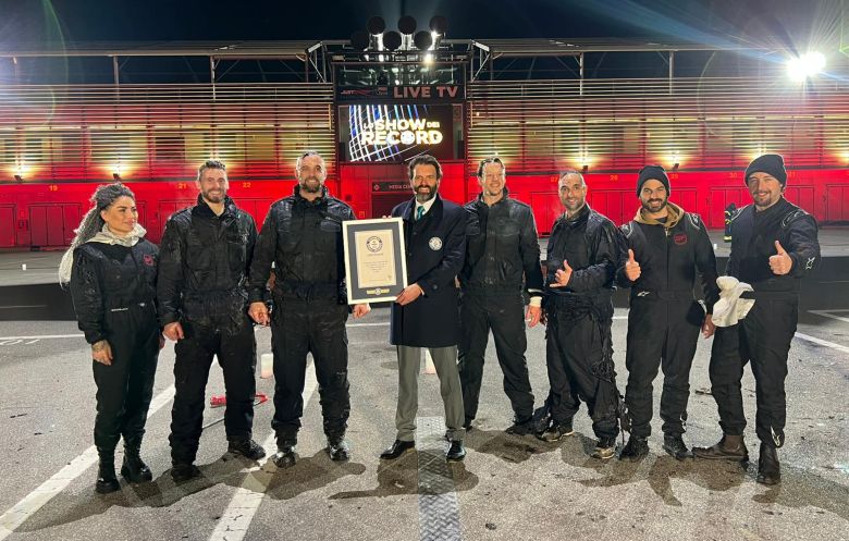 Fastest 200 m cycle during a full body burn | Guinness World Records