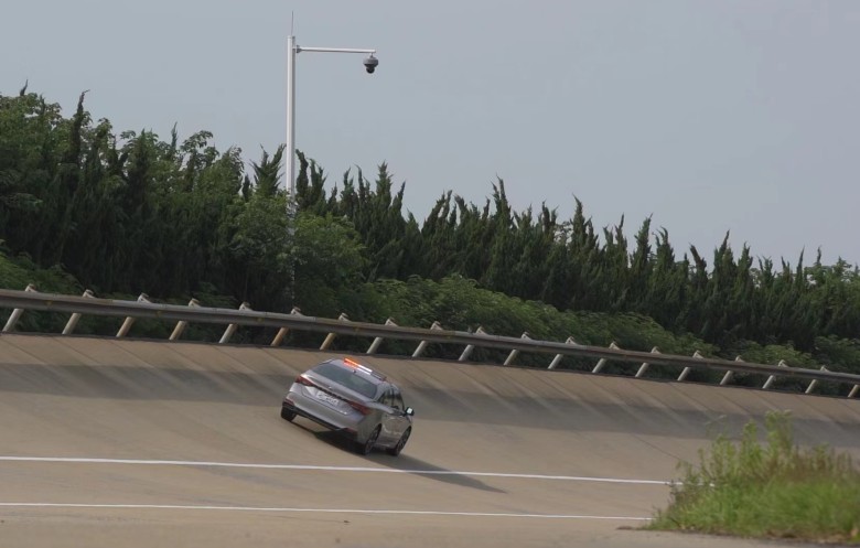 Greatest distance driven in 24 hours in a hybrid production car ...