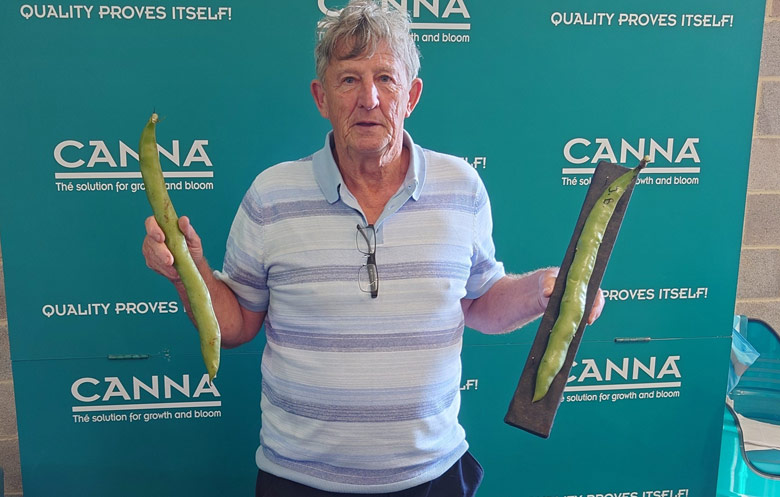 Longest broad bean | Guinness World Records
