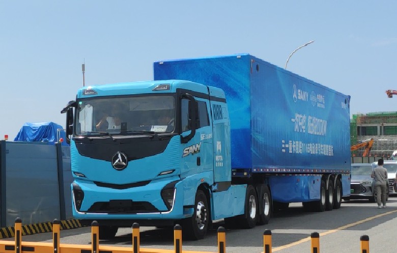 Longest journey by an electric semi-trailer truck, single charge ...