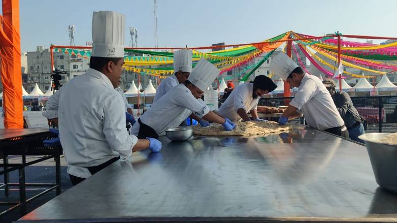 Largest paratha | Guinness World Records