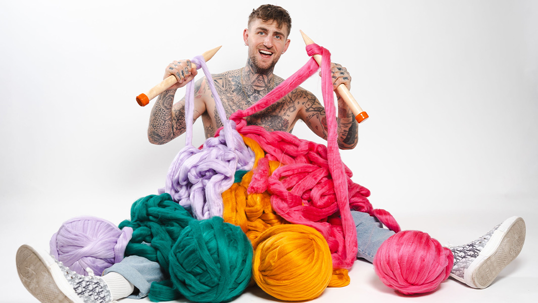 Most blankets arm knitted in 24 hours | Guinness World Records