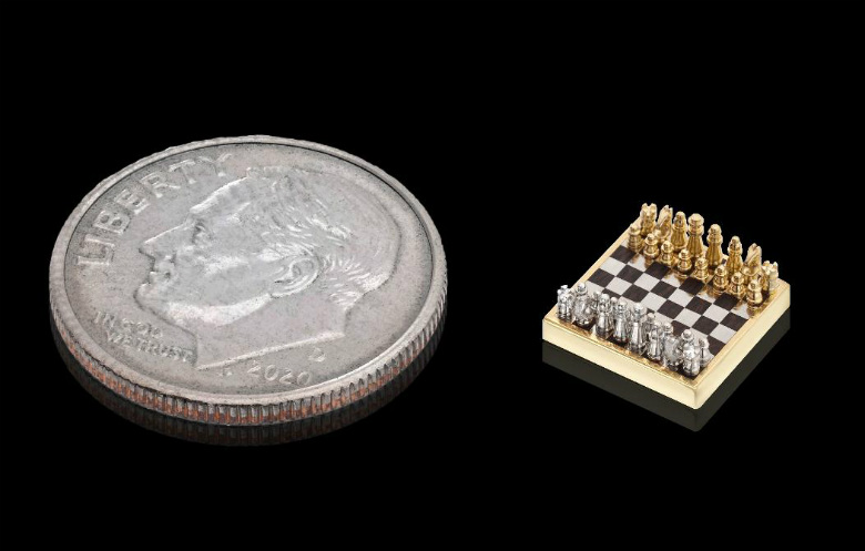 Smallest handmade chess set | Guinness World Records