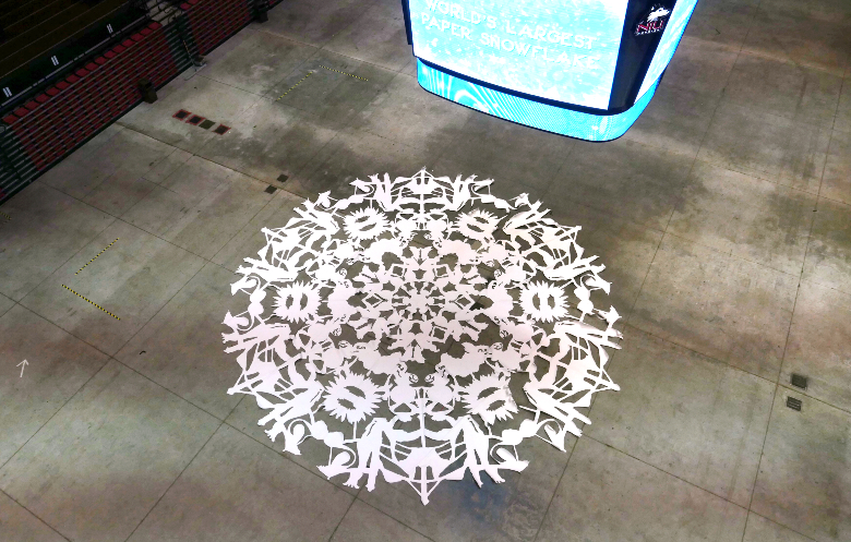 Largest paper snowflake | Guinness World Records