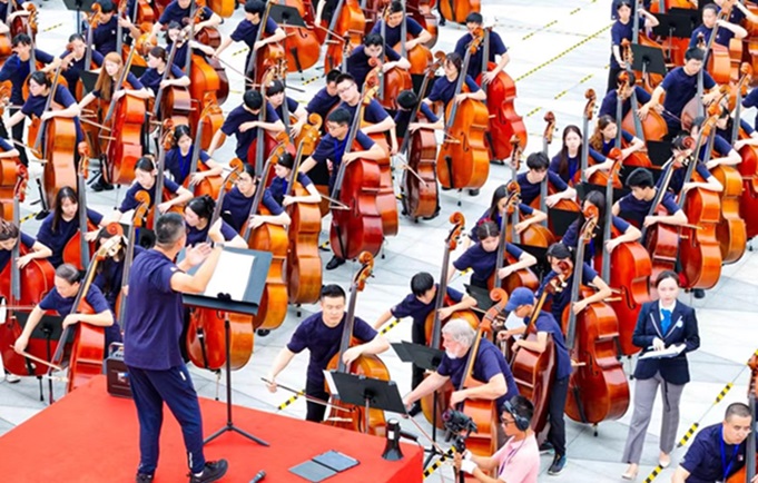 Largest double bass ensemble | Guinness World Records