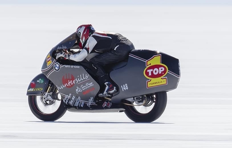 Fastest conventional motorcycle speed (female) | Guinness World Records