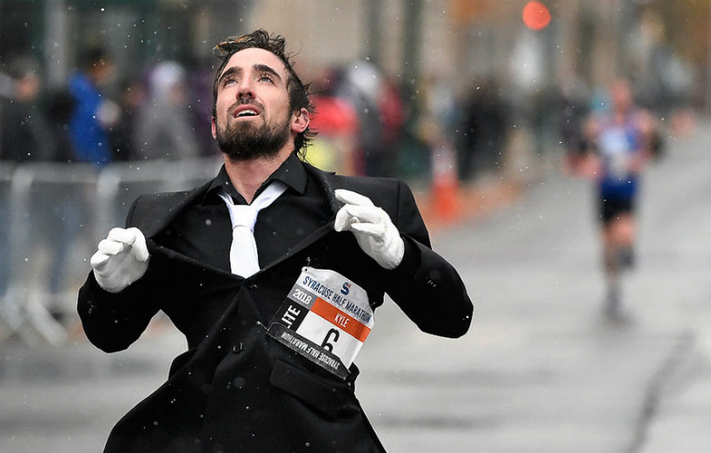 Fastest half marathon in a suit (male) | Guinness World Records