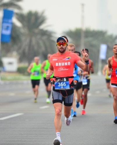 Fastest time to complete a marathon on each continent, aggregate (male ...