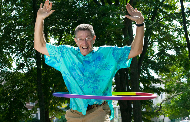 Fastest time to hula hoop 10 km (male) | Guinness World Records