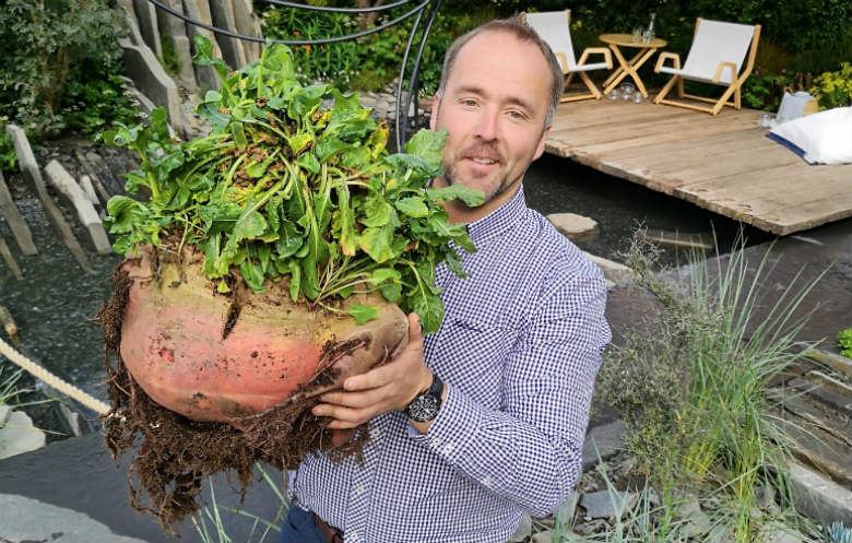 Heaviest beetroot | Guinness World Records