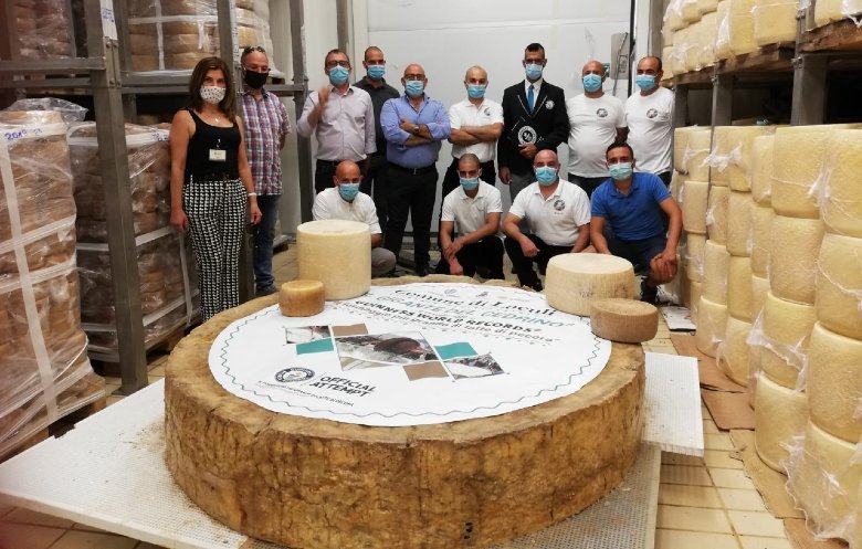 Largest cheese (sheep's milk) | Guinness World Records