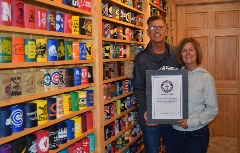Largest collection of stubby holders | Guinness World Records
