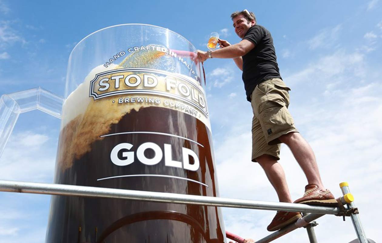 Largest glass of beer | Guinness World Records