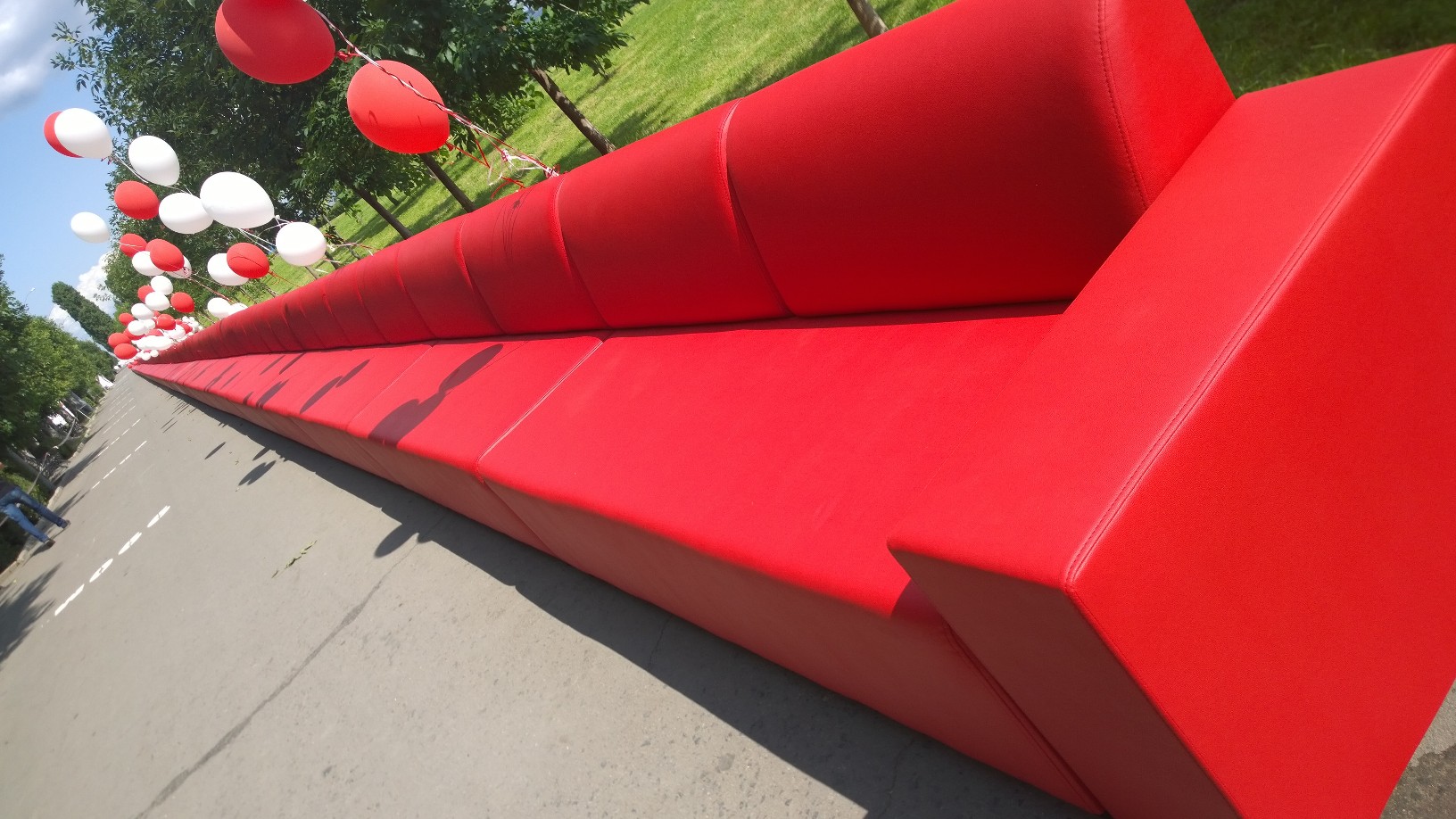 Longest sofa | Guinness World Records