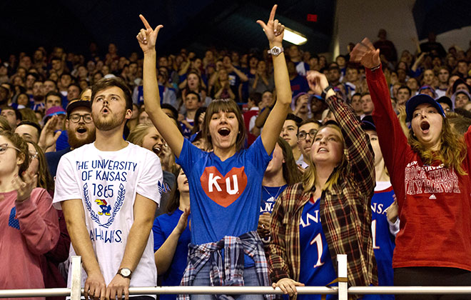 Loudest crowd roar at an indoor sports event | Guinness World Records