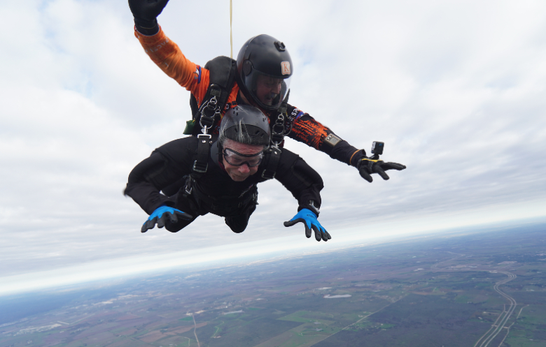 Oldest person to tandem skydive (male) | Guinness World Records