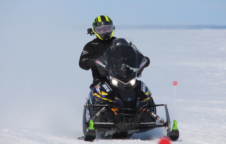 Greatest distance travelled on a snowmobile in 24 hours (male ...