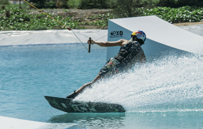 Most wakeboard rail airs (supermans) in 30 seconds | Guinness World Records